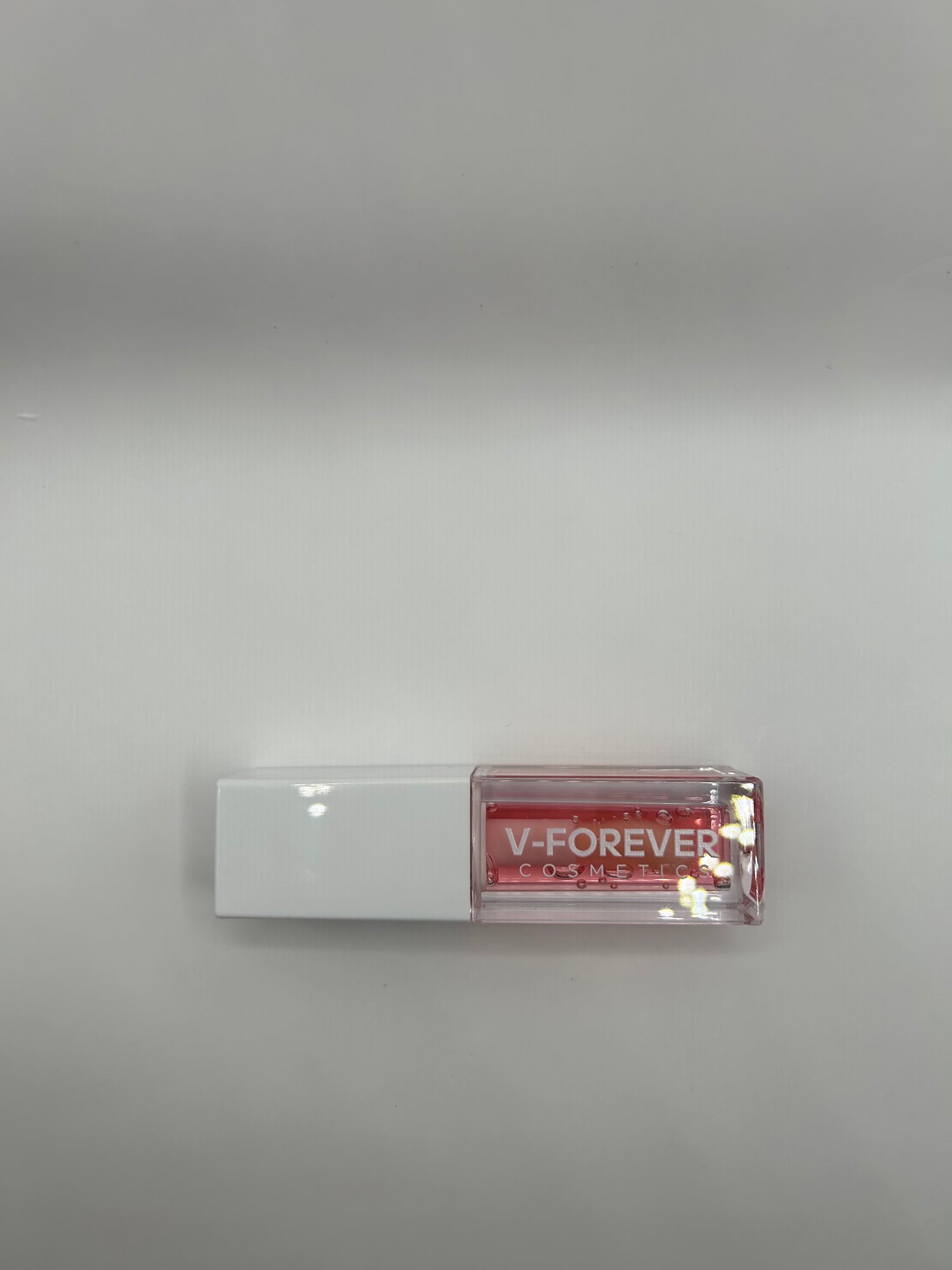 “Strawberry” Lip Oil – V-Forever Cosmetics